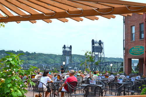 Charlie's Restaurant & Irish Pub at Water Street Inn in Stillwater, MN ...