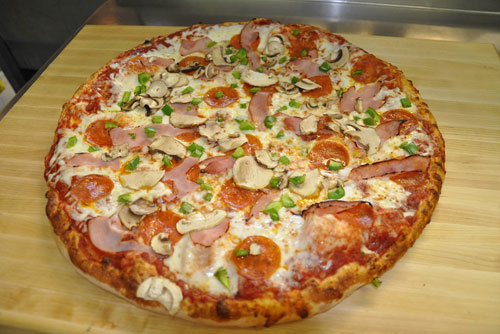 DJ's Pizza Pub in Hudsonville, MI | HomePros