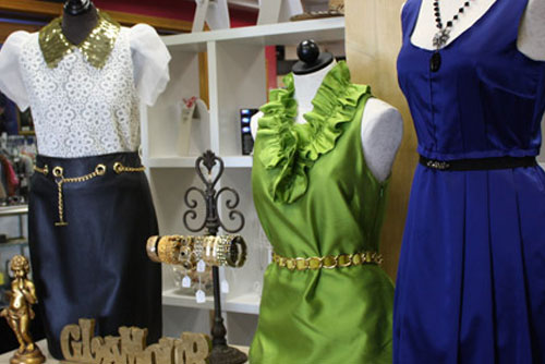 Kellie's Consignments in Okemos, MI | SaveOn