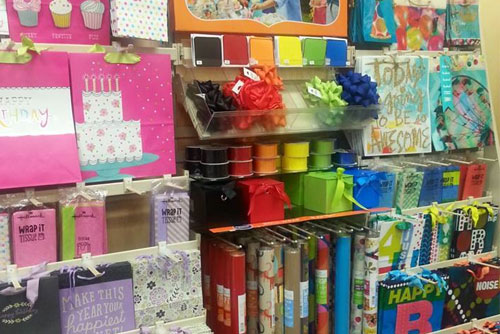 Anna's Hallmark in Shoreview Village, MN | HomePros